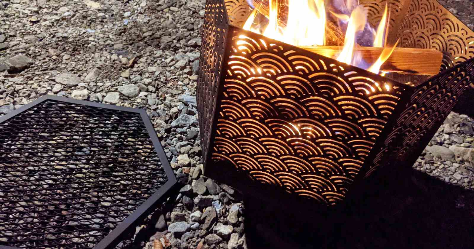 S'more・和柄六面焚火台｜おしゃれな和柄が魅力的！｜TAKIBI（タキビ） | キャンプ・グランピングなどアウトドアの総合情報サイト