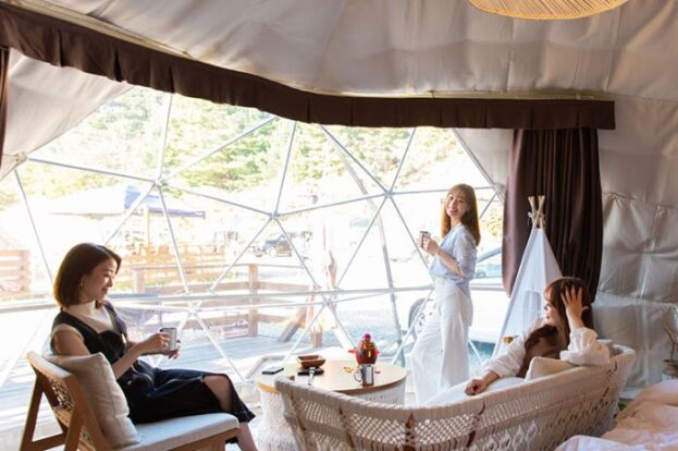 GRAX Premium camp resort 京都 るり渓でグランピング！非日常な時間を満喫しよう | TAKIBI（タキビ） | キャンプ・グランピングなどアウトドアの総合情報サイト